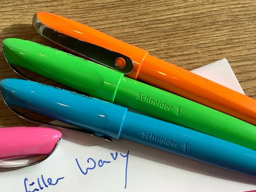 Schreiblern-Füller Wavy Schneider° – Polly Paper - Umweltfreundliche ...